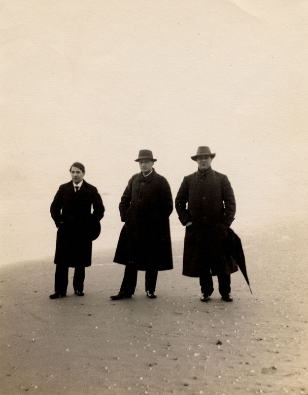 | Deaths of the Artists: Anton Webern in Twelve Tonesliteralab