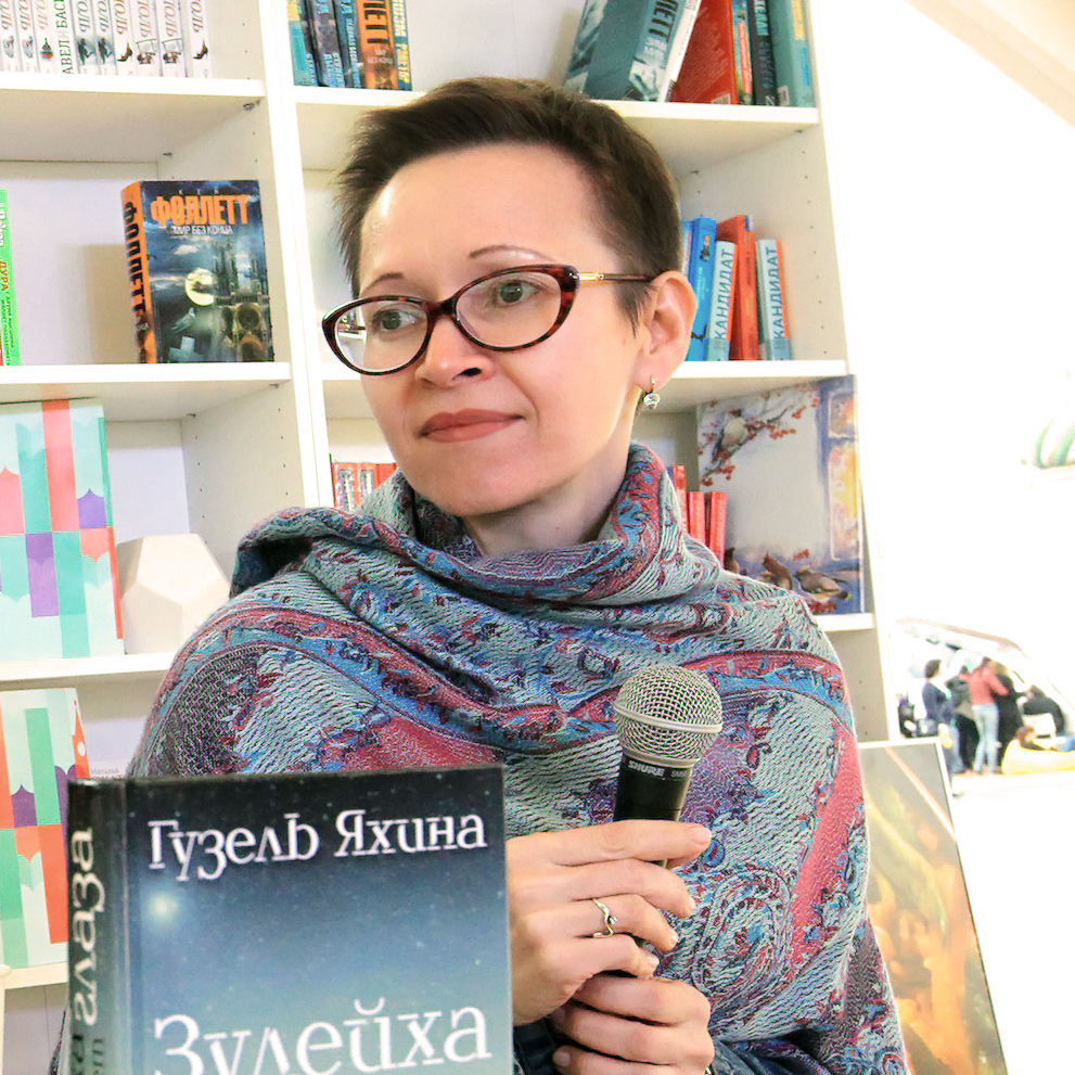 | Interview with Guzel Yakhinaliteralab